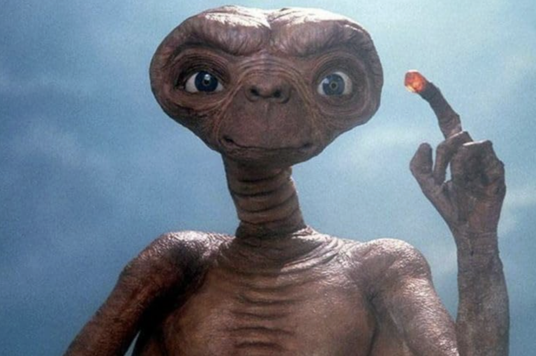 This day in history: ET phones home (well, the theatres, at least ...